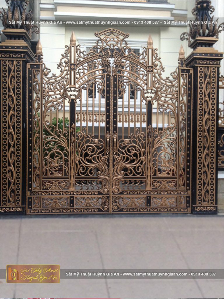 Cổng Nhôm Đúc CND008 Tráng Lệ, Ấn Tượng | Sắt Mỹ Thuật Huỳnh Gia An