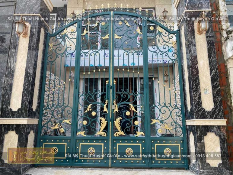 Cổng mỹ thuật CMT120 đơn giản, đẹp lạ | Sắt Mỹ Thuật Huỳnh Gia An